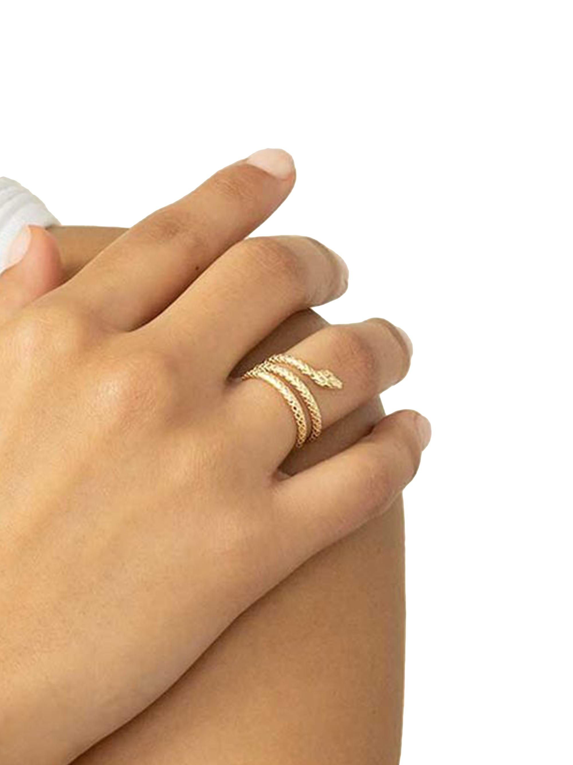 Oradina 14K Yellow Gold Snake Charmer Ring | Saks Fifth Avenue