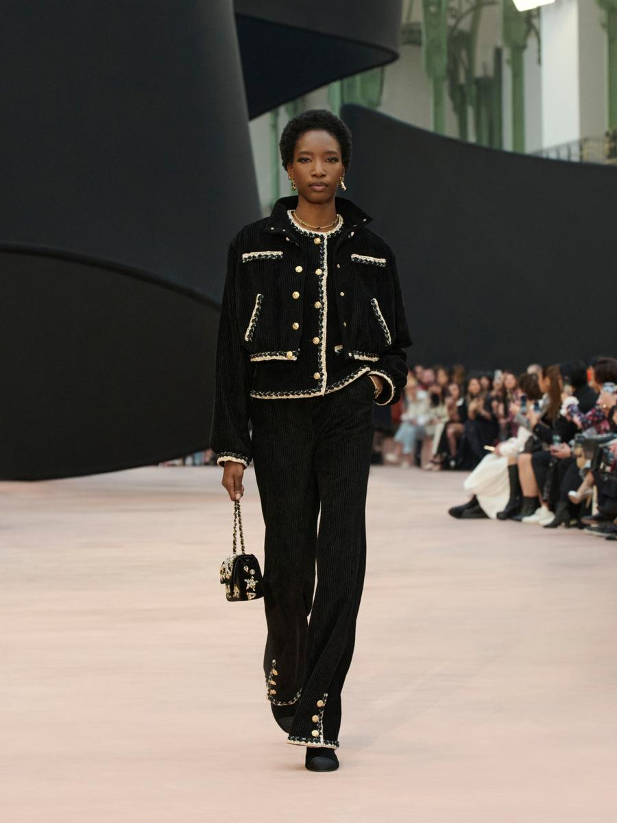CHANEL LOOK 4 | Saks Fifth Avenue